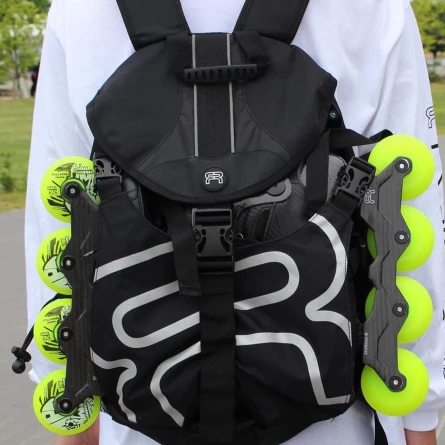 Bags for skates: FR BACKPACK MEDIUM BLACK 14L
